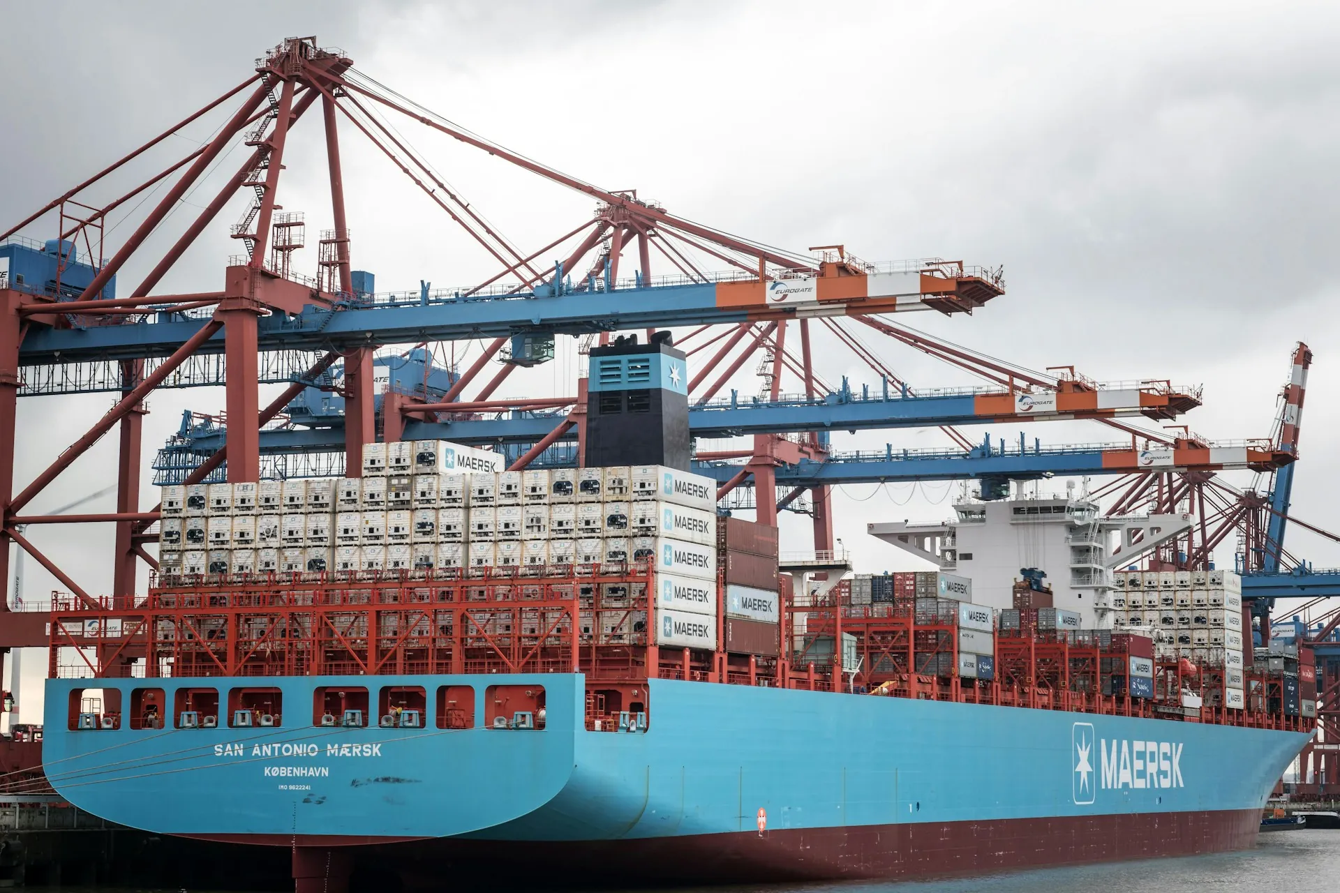Case Study: Maersk's Response to NotPetya – How Cybersecurity Best ...